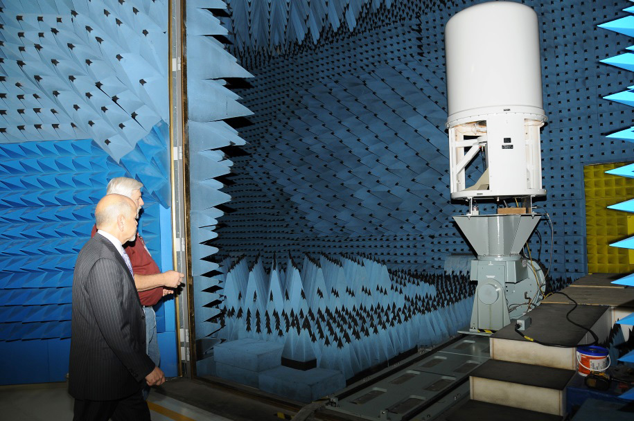 MONRONeYnews: Center Buzz - Administrator Huerta Gets Whirlwind Tour of ...