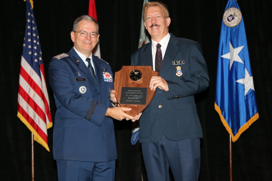 MONRONeYnews: Center Buzz - Emory Recognized for Safety On and Off the Job