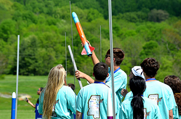 MONRONeYnews: Touch-and-Go - Student Rocketeers Wanted for World’s ...