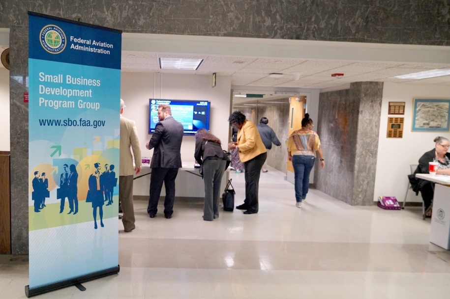 MONRONeYnews: Center Buzz - Small Business Industry Day a Success for MMAC