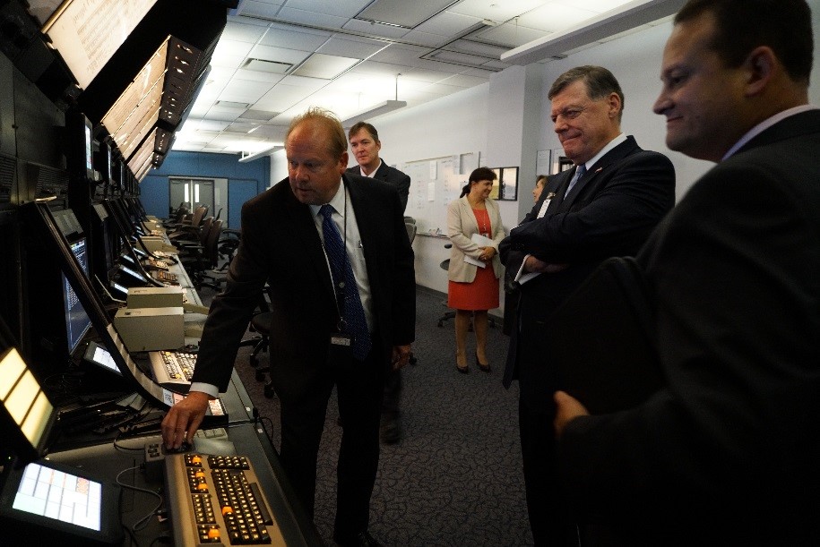 MONRONeYnews: Community Outreach - Dignitaries Pay Visit to the Center