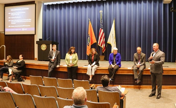 MONRONeYnews: Center Buzz - AMC Town Hall