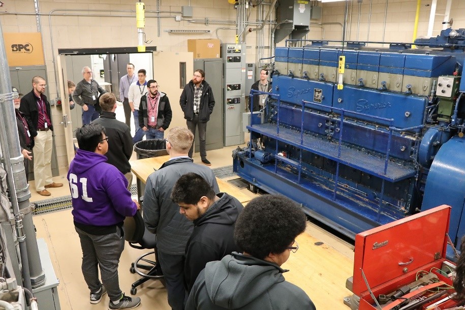 MONRONeYnews: Center Buzz - Students Explore Engineer-For-A-Day